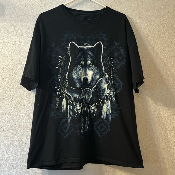 Shirts | Wolf Graphic Tee No Size Or Brand Fits Like A Xl | Poshmark